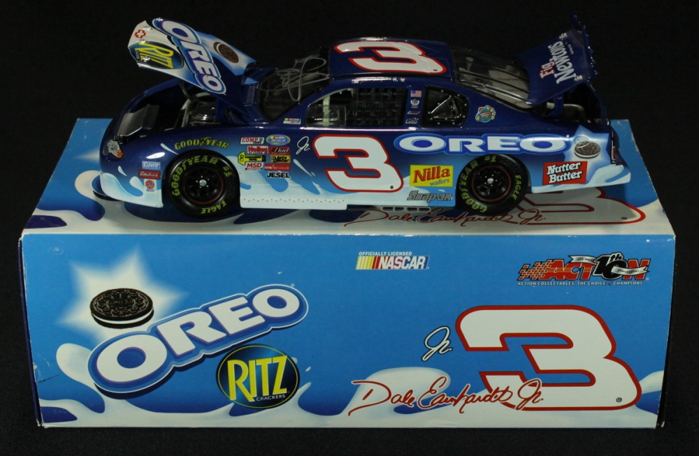 Online Sports Memorabilia Auction | Pristine Auction