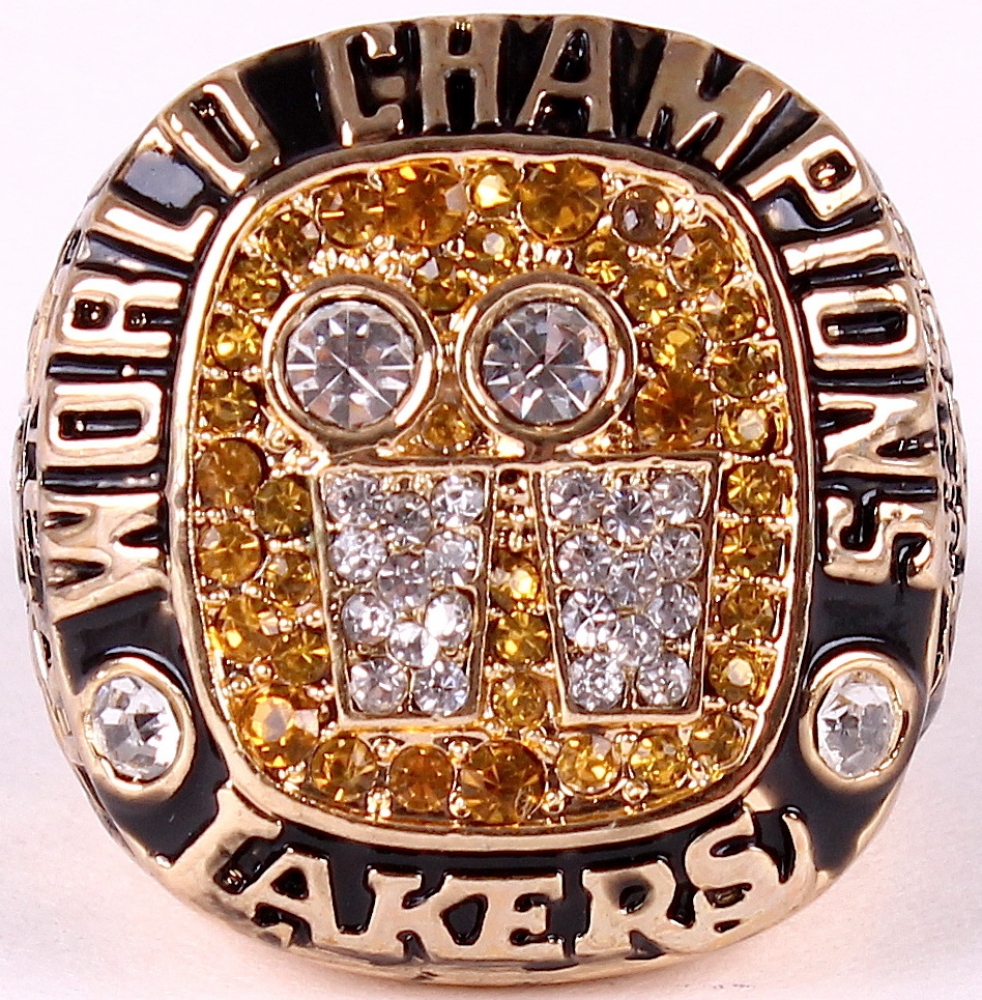 Online Sports Memorabilia Auction | Pristine Auction
